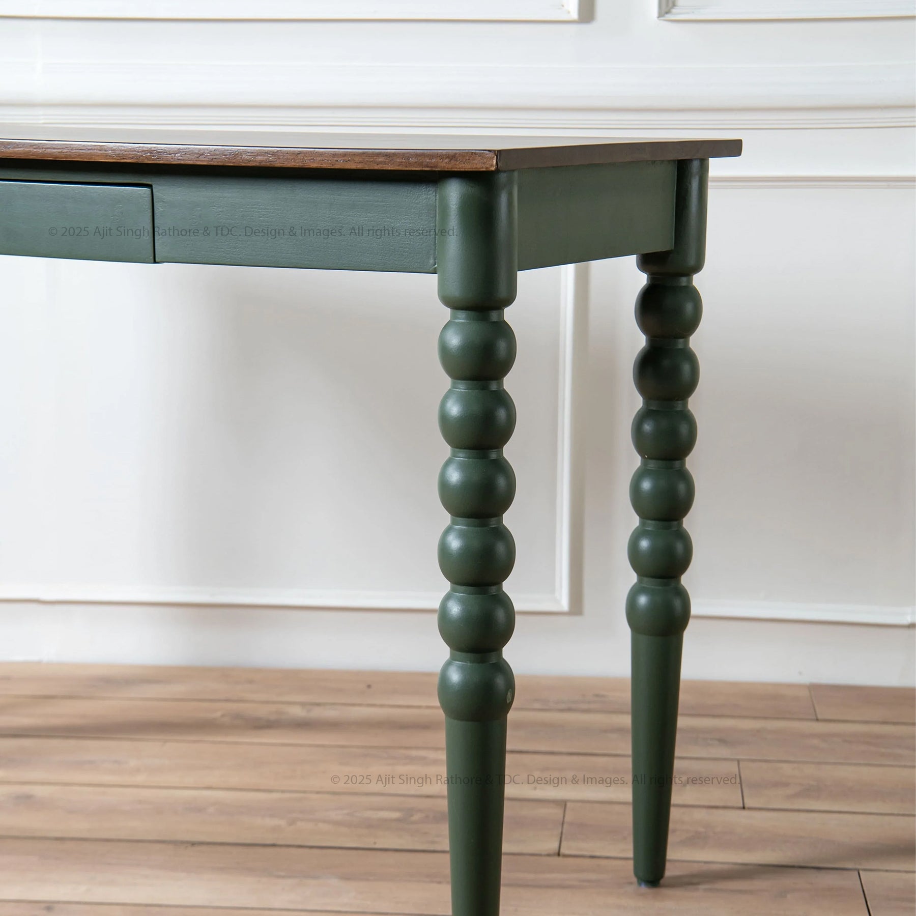 Lockport Minimalist Solid Wood Bobbin Legs Console Table – theruralart.com